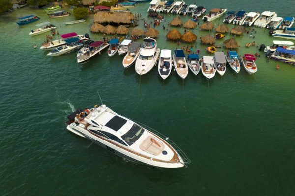 PAUE Rosario Island Tour | Luxury Beach Day From Cartagena